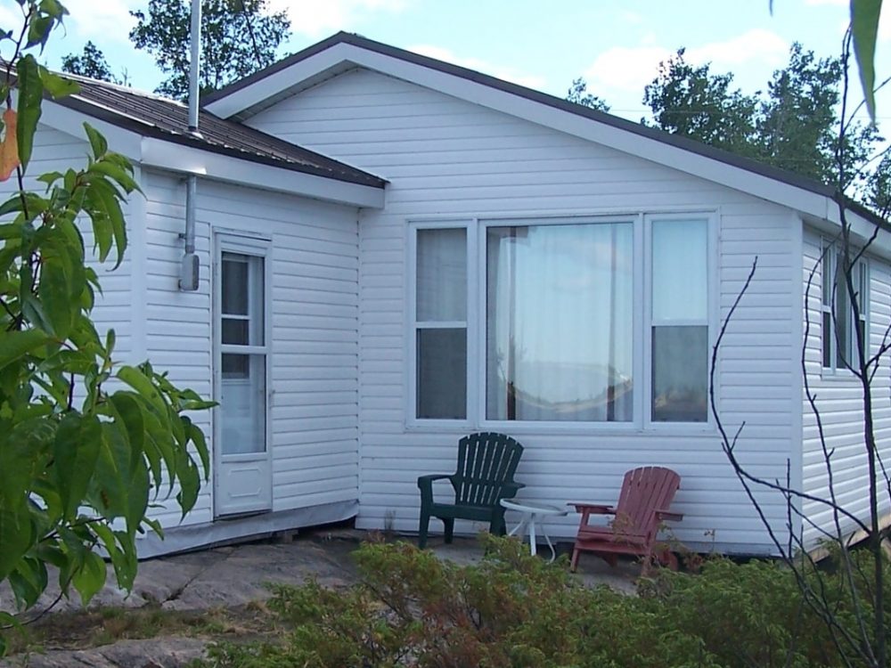Key Harbour Lodge Ontario - Hunting, Fishing, Kayaking Services